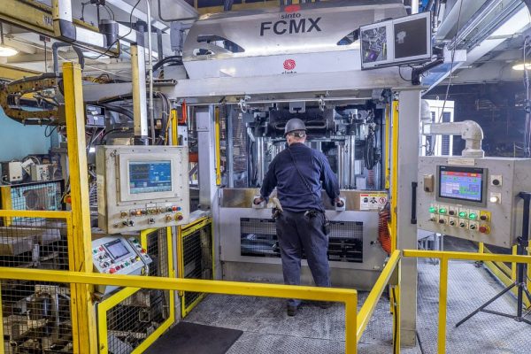 Waupaca Foundry Holds “First Pour Event” on New Horizontal Molding Line ...